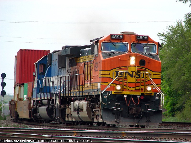 BNSF 4598